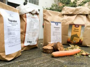 Richtige Pferdefütterung - natürlich und einfach füttern